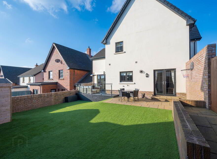 Property For Sale in BT8 - Propertynews