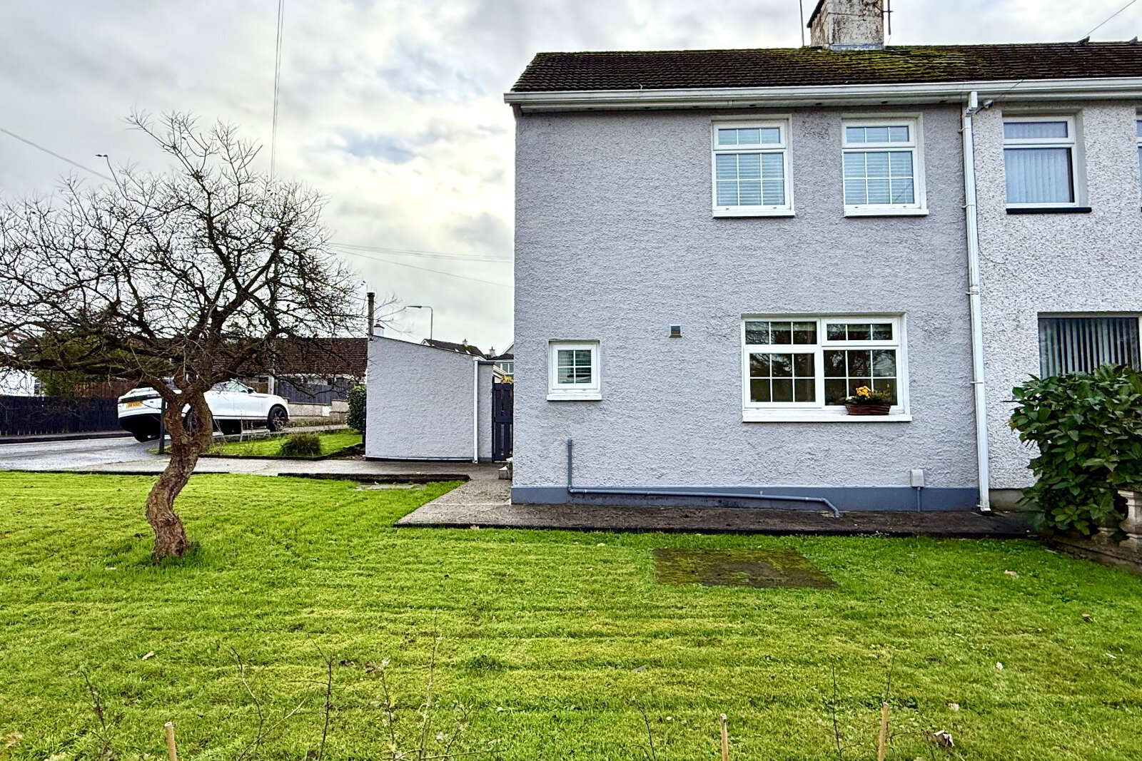 Estate Agent Derry / Londonderry - Pauline Elliott