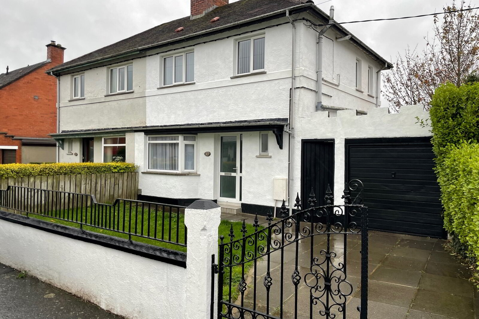 Estate Agent Belfast - Finlay Graham Property