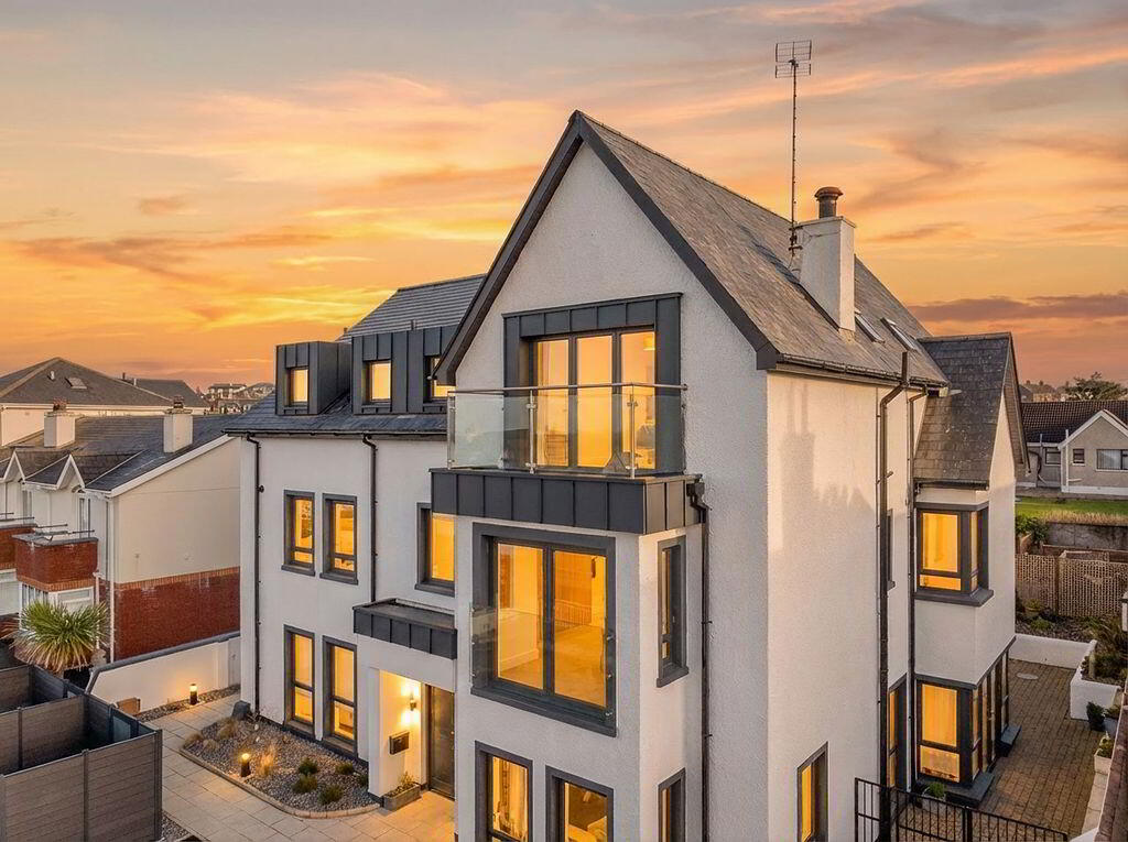 Strand Road, Portstewart, Portstewart