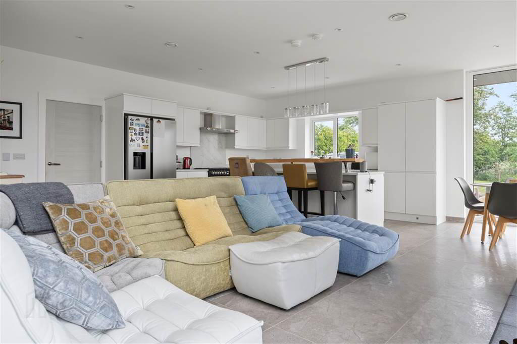 10 Ballee Road East, Ballymena