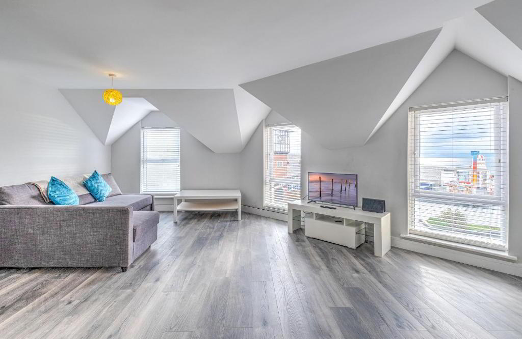 Apt 2, 2 Dunluce Avenue, Portrush