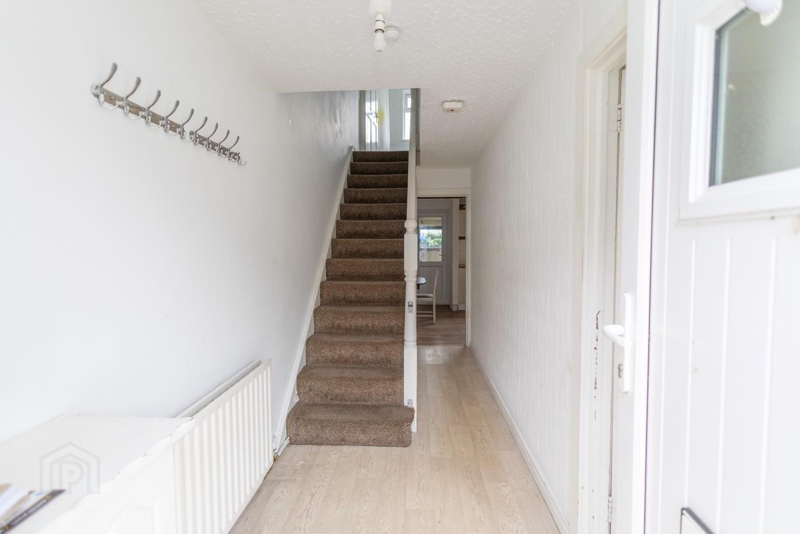 16 Hennessy Park, Newry