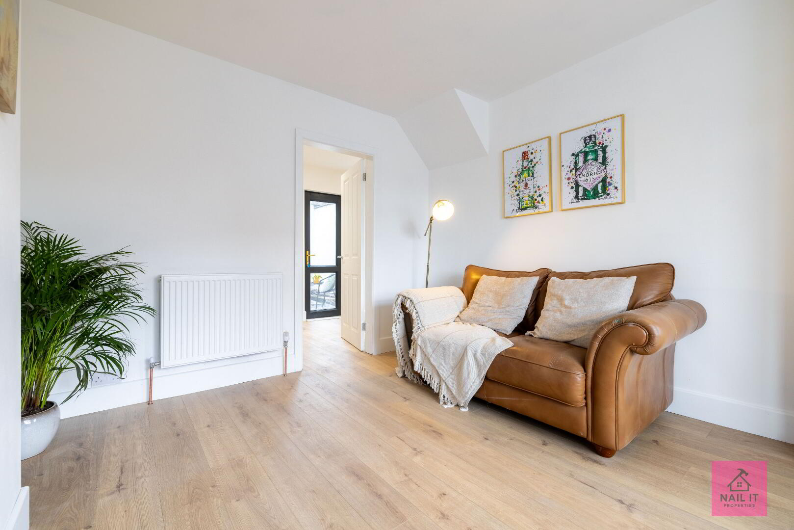 28 Willowhome Parade, Belfast