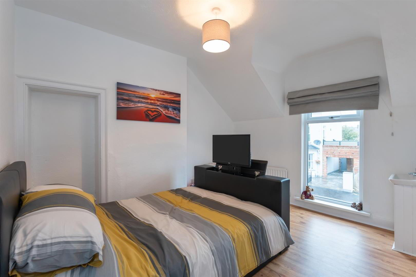 55 Bay Road, Larne