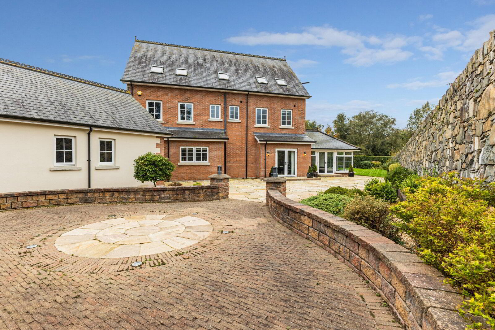 19 Bridge Road, Helens Bay, Bangor