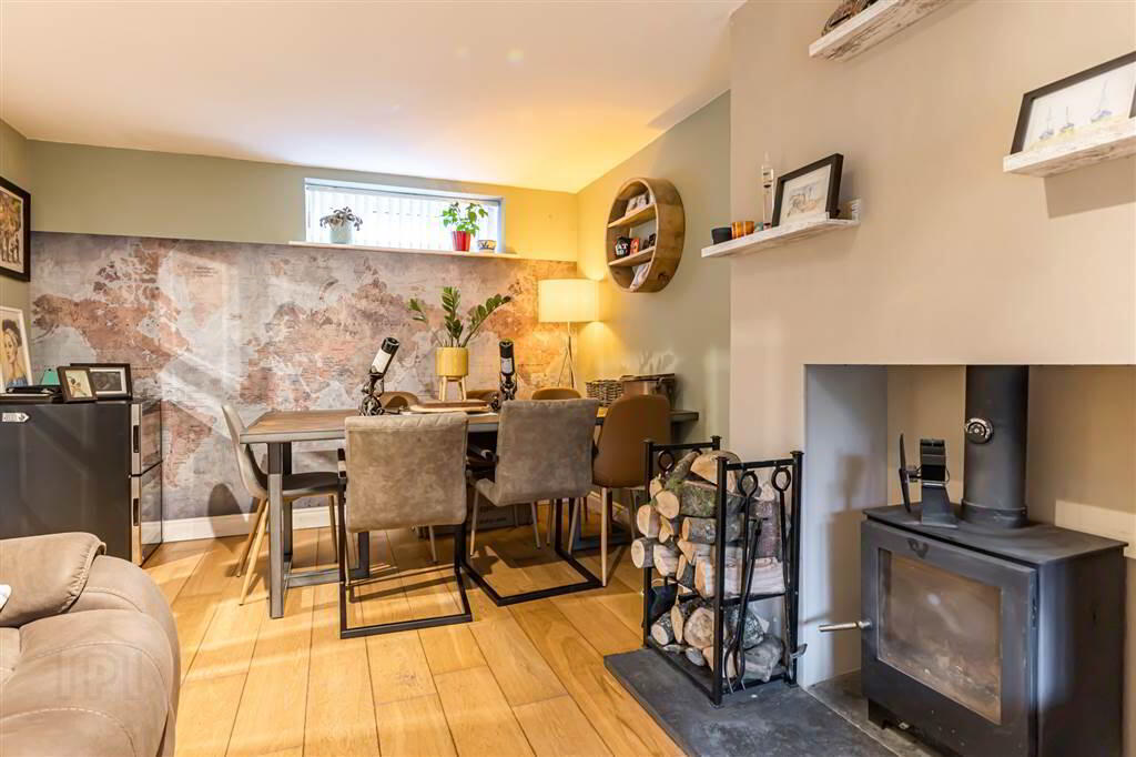 10 Ruskin Heights, Lisburn