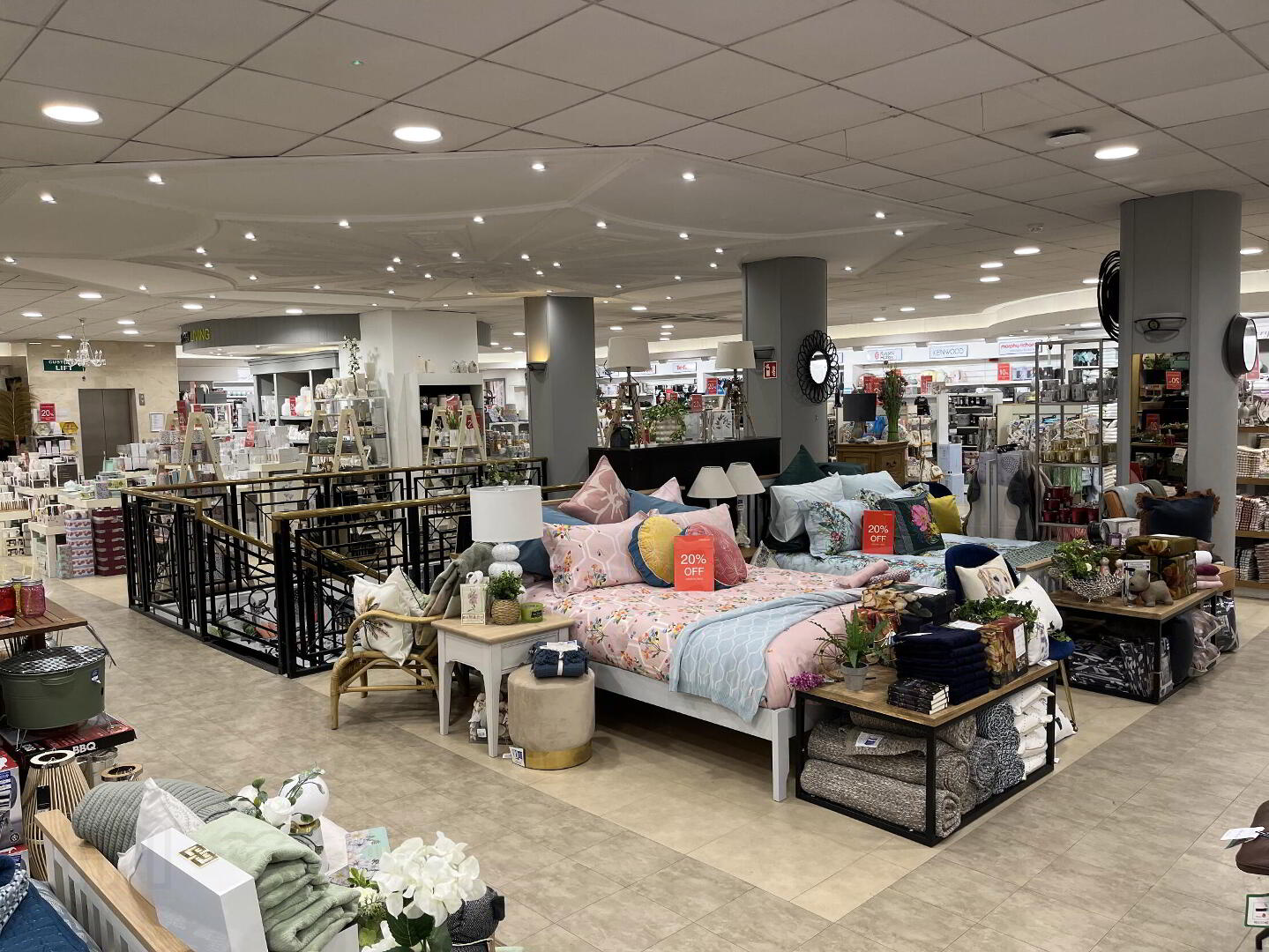 8 2, - Newry Street, 1-5 Rathfriland Street, Banbridge