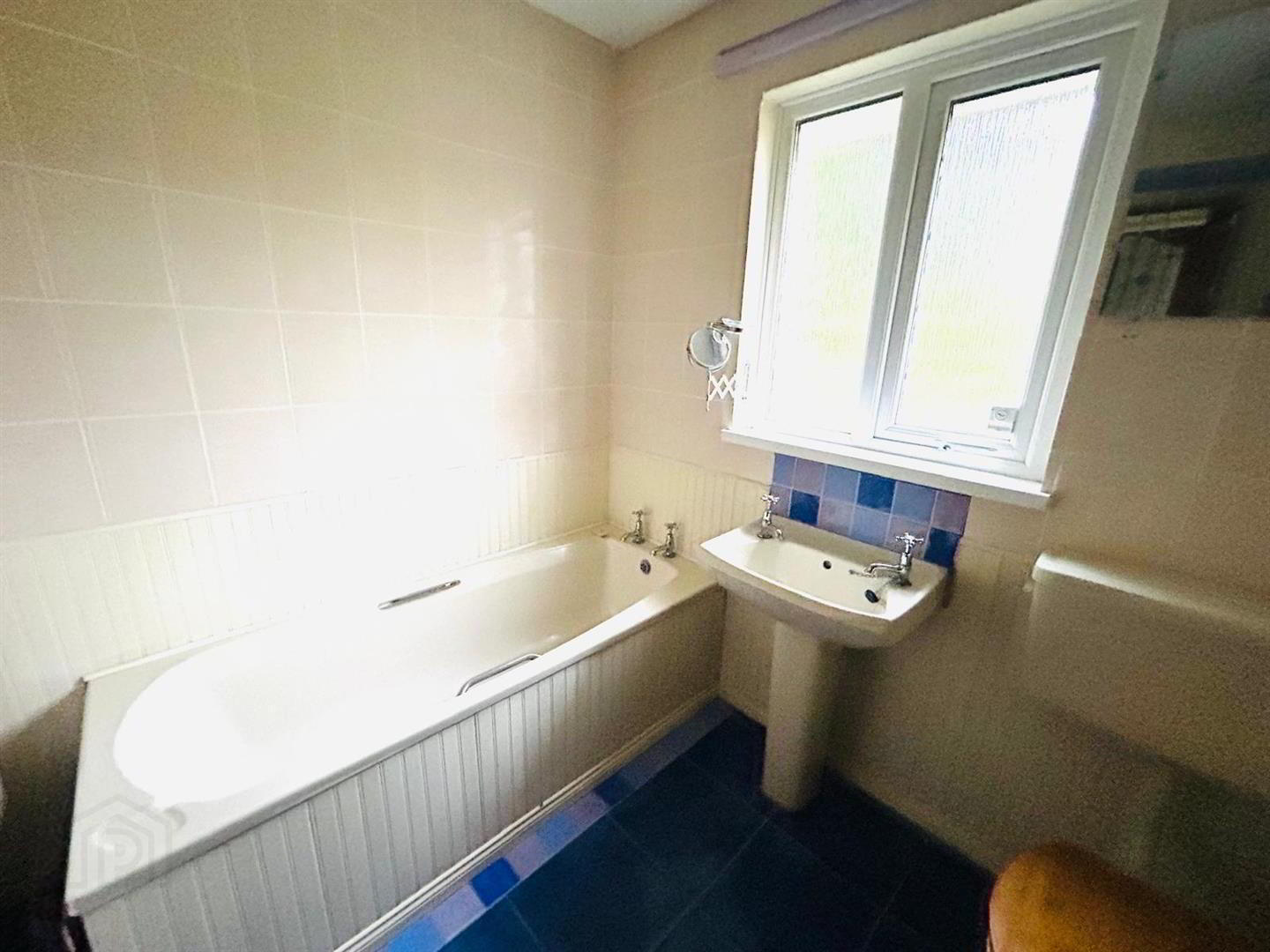 14 Cooleen Park, Culmore, Derry