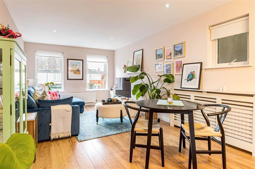 Apt 3, 49 Ashley Avenue, Off Lisburn Road, Belfast