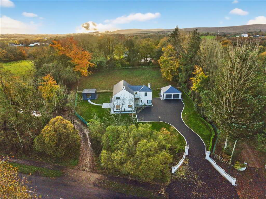 107a Moneysharvin Road, Maghera