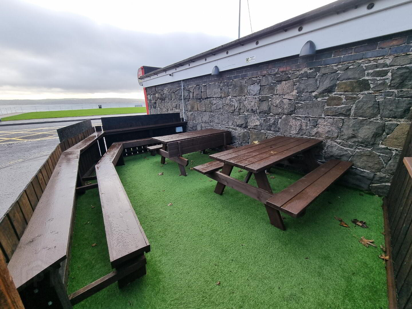 The Chip Yard & Apache Pizza, 556-558 Shore Road, Newtownabbey