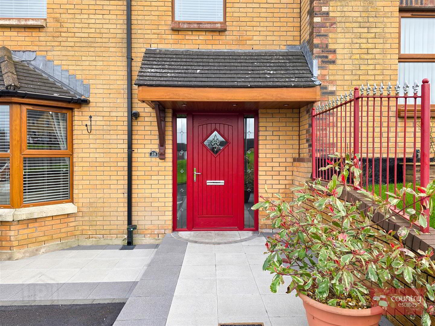 28 Aylesbury Road, Newtownabbey