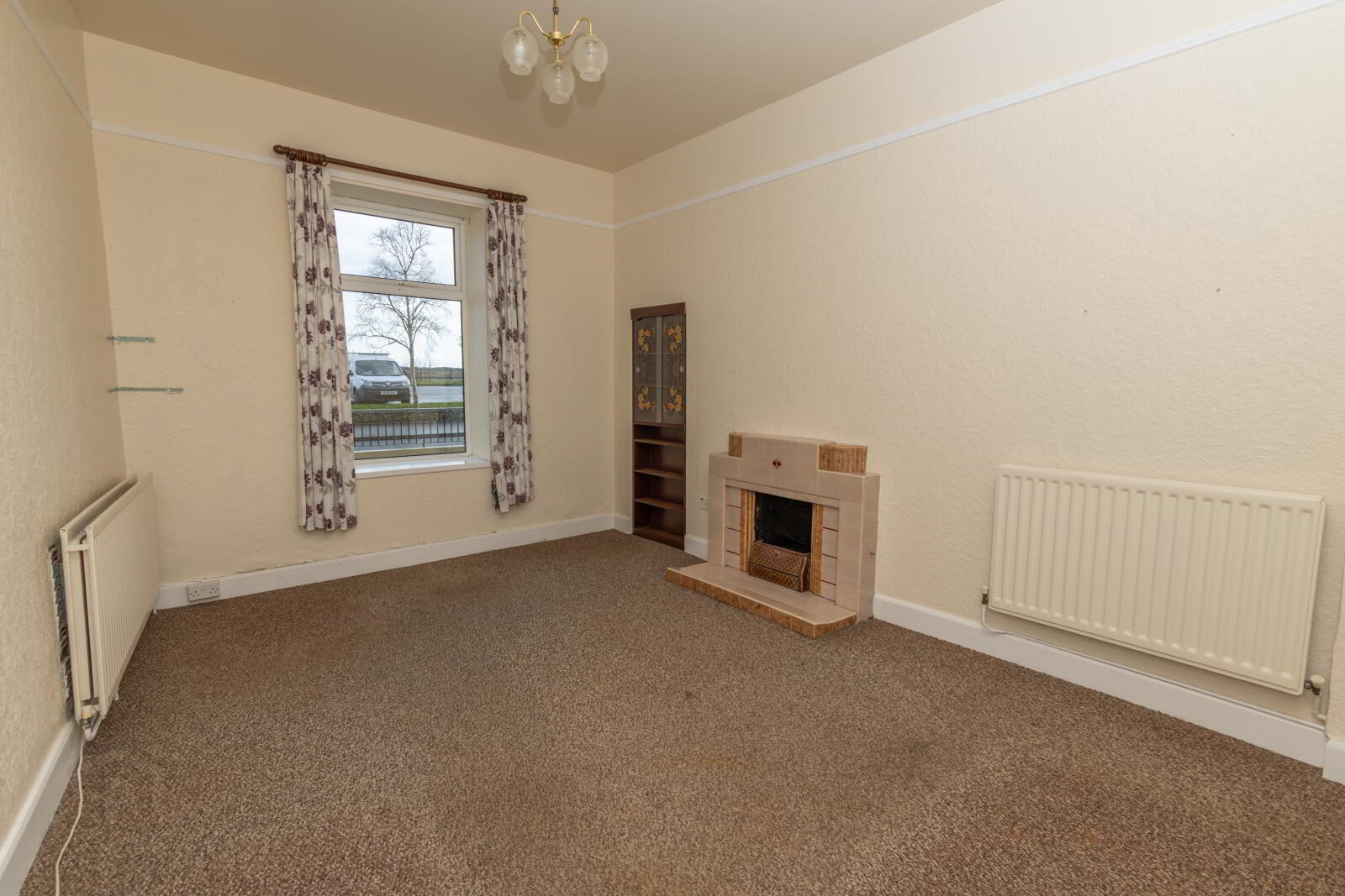35 Main Street, Dundrum, Newcastle