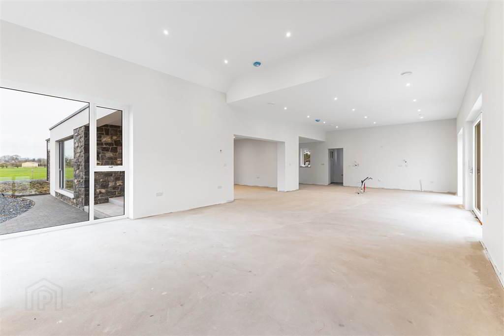 5a Dungonnell Road, Crumlin