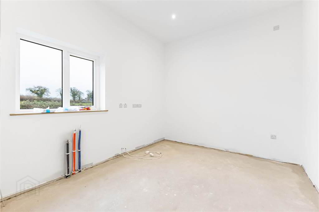 5a Dungonnell Road, Crumlin