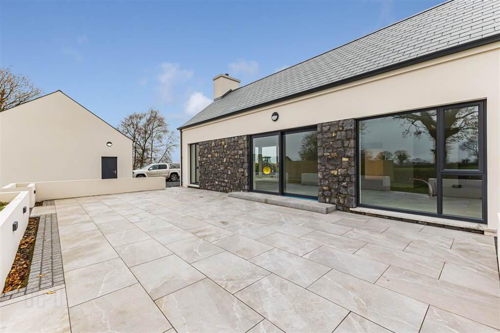 5a Dungonnell Road, Crumlin