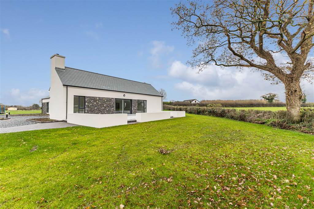 5a Dungonnell Road, Crumlin