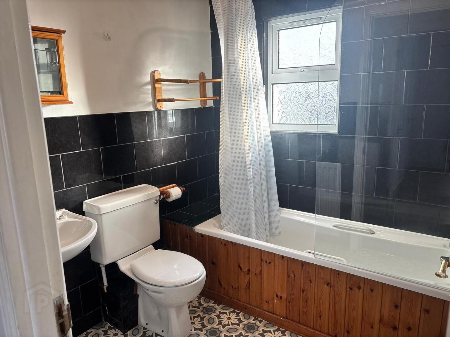 40 Scrabo Road, Newtownards