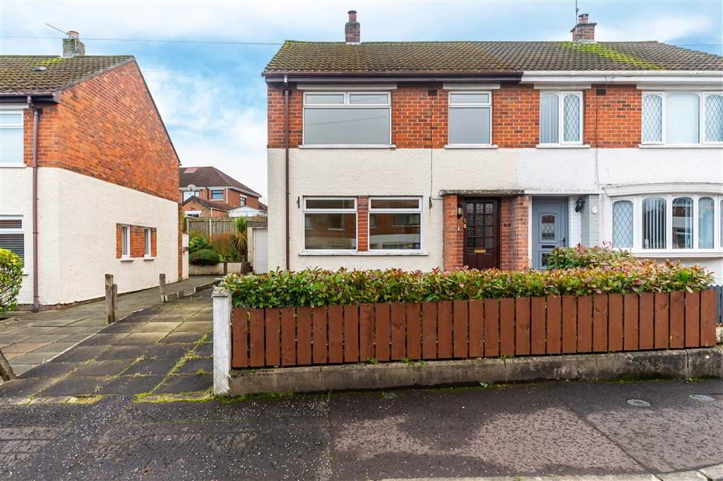 14 Rathmore Park, Belfast