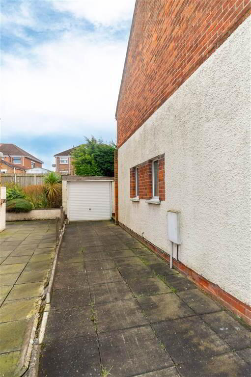 14 Rathmore Park, Belfast