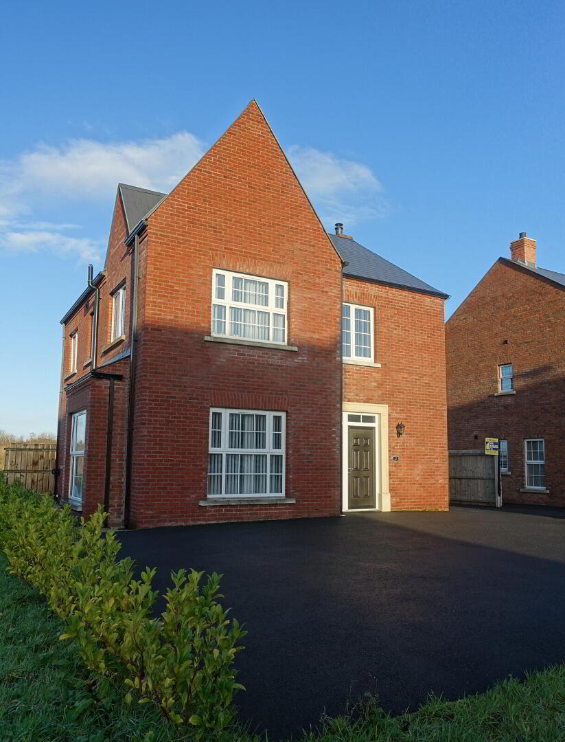 2 Cherrymount Avenue, Enniskillen