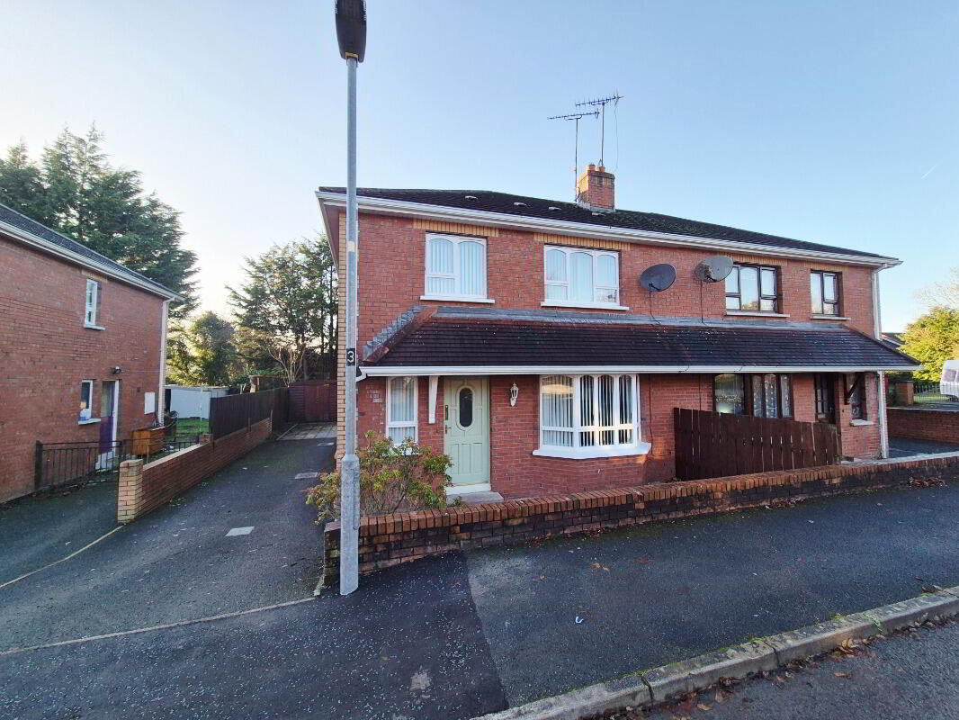 7 Glenard Gardens, Omagh