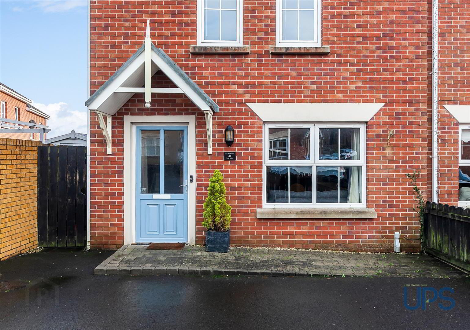 41 Lagmore View Way, Dunmurry, Belfast