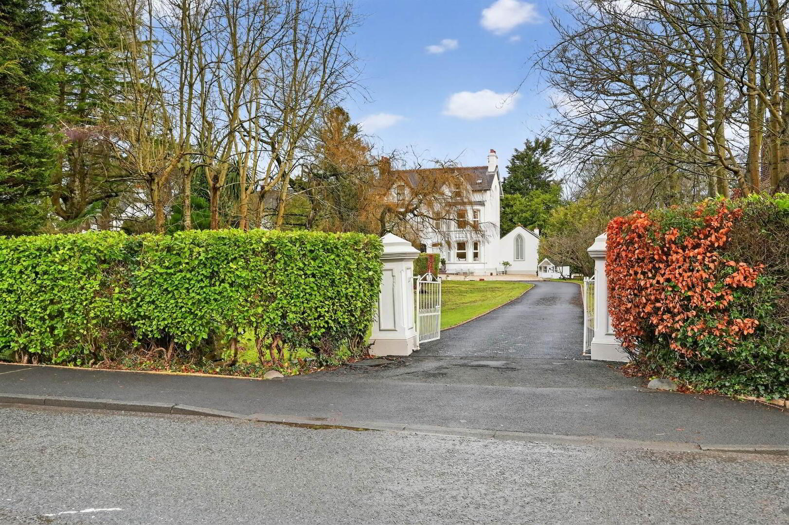 Tra Bella House, 7 Bridge Road, Helen's Bay