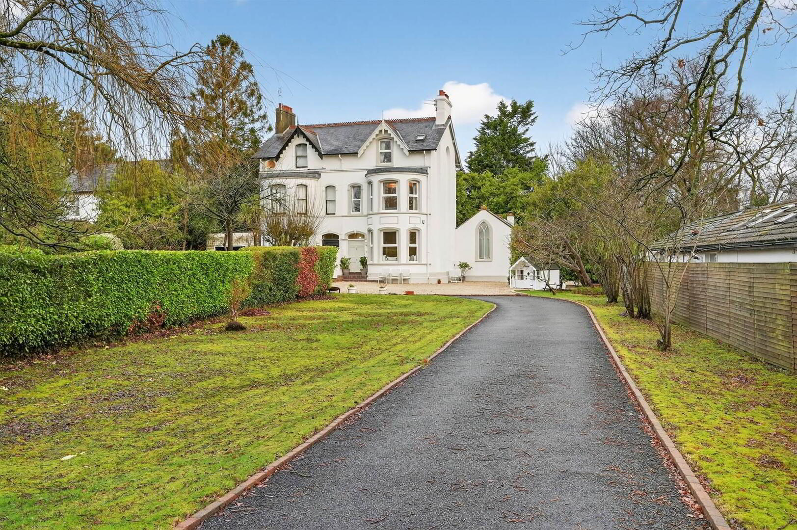 Tra Bella House, 7 Bridge Road, Helen's Bay