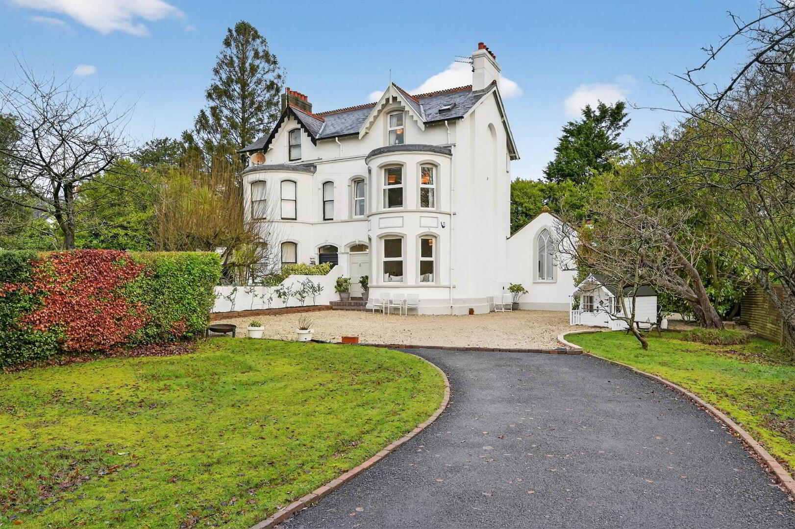 Tra Bella House, 7 Bridge Road, Helen's Bay