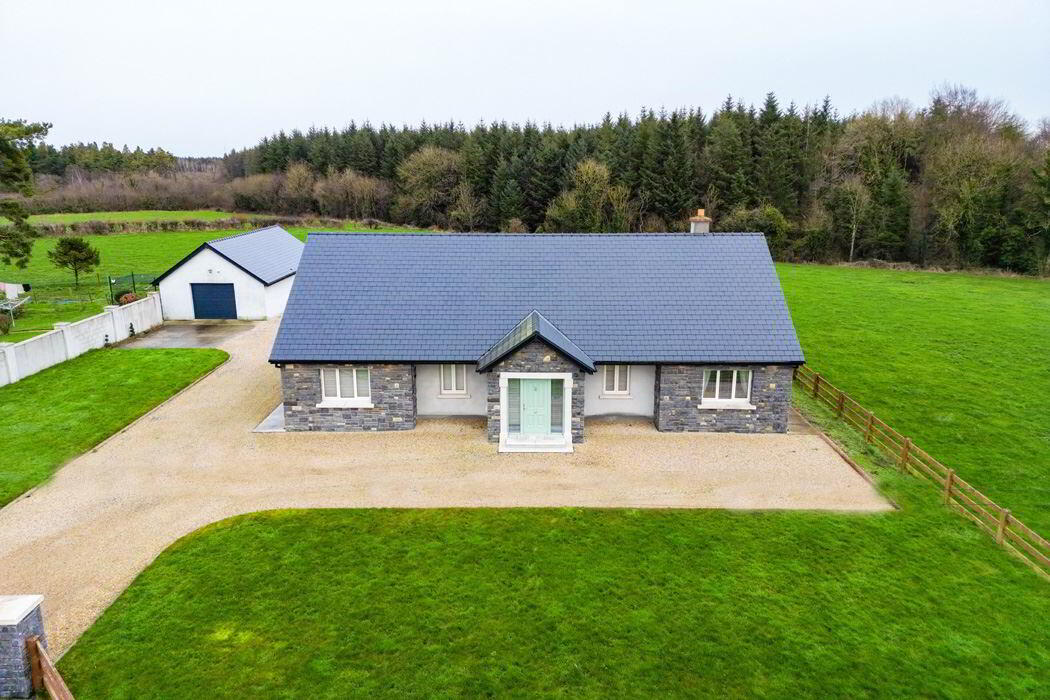 Clonagh, Rhode