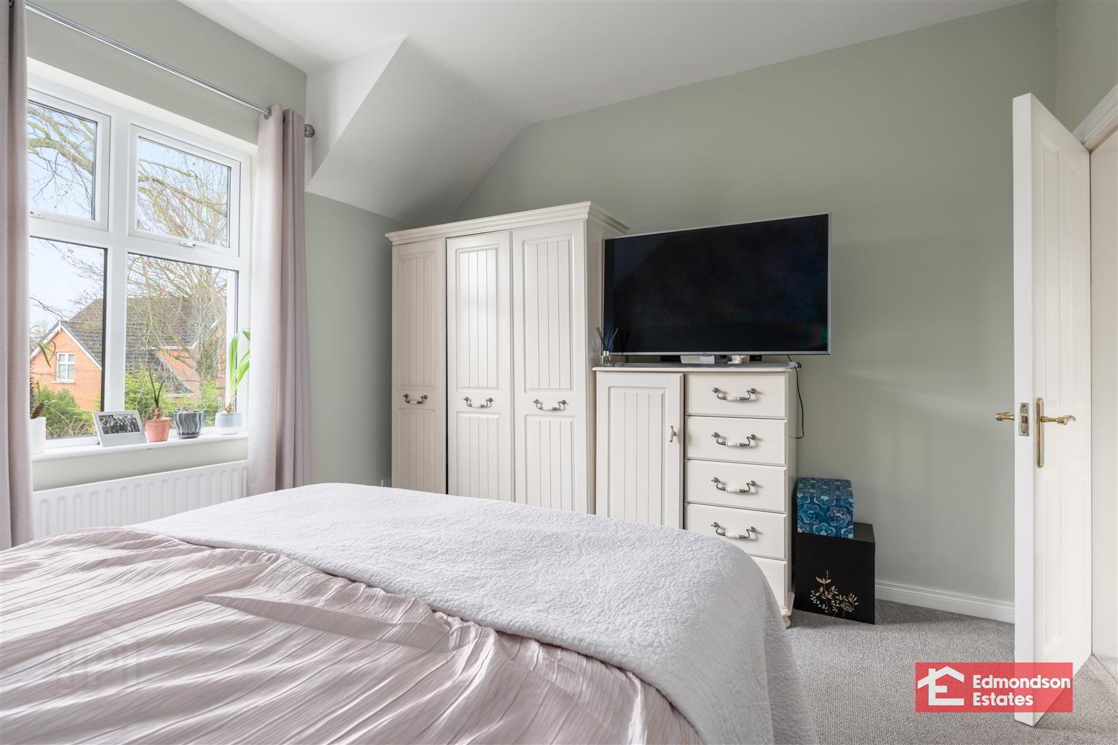 1 Tullymore Dale, Broughshane, Ballymena