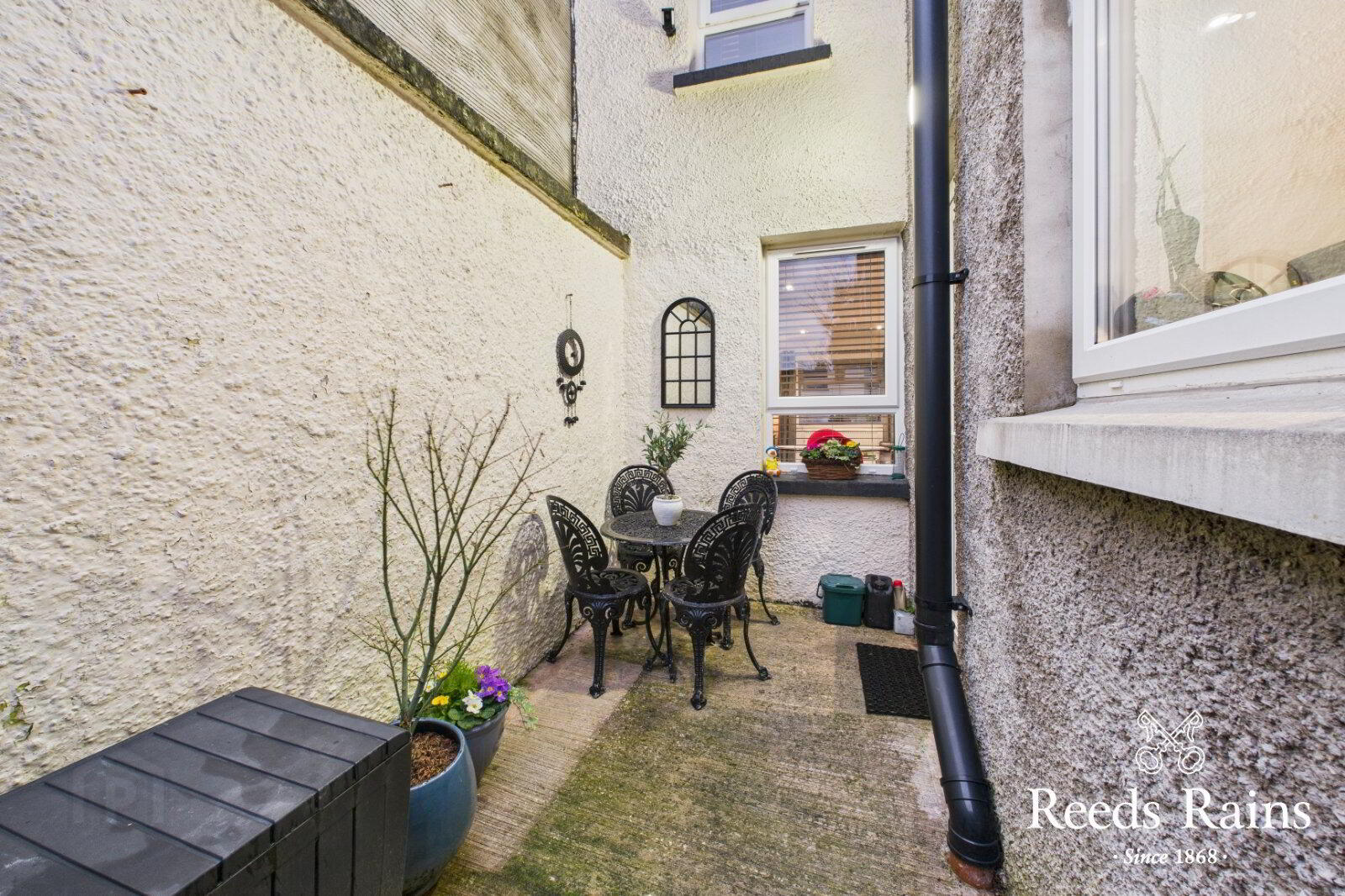62 Scrabo Road, Newtownards
