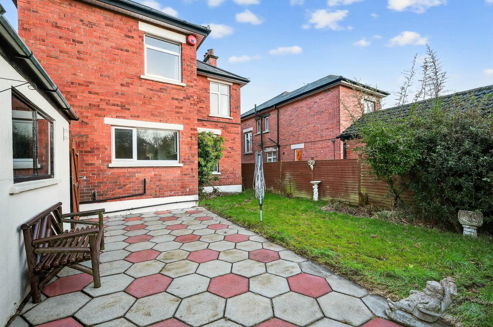 19 Kings Crescent, Belfast