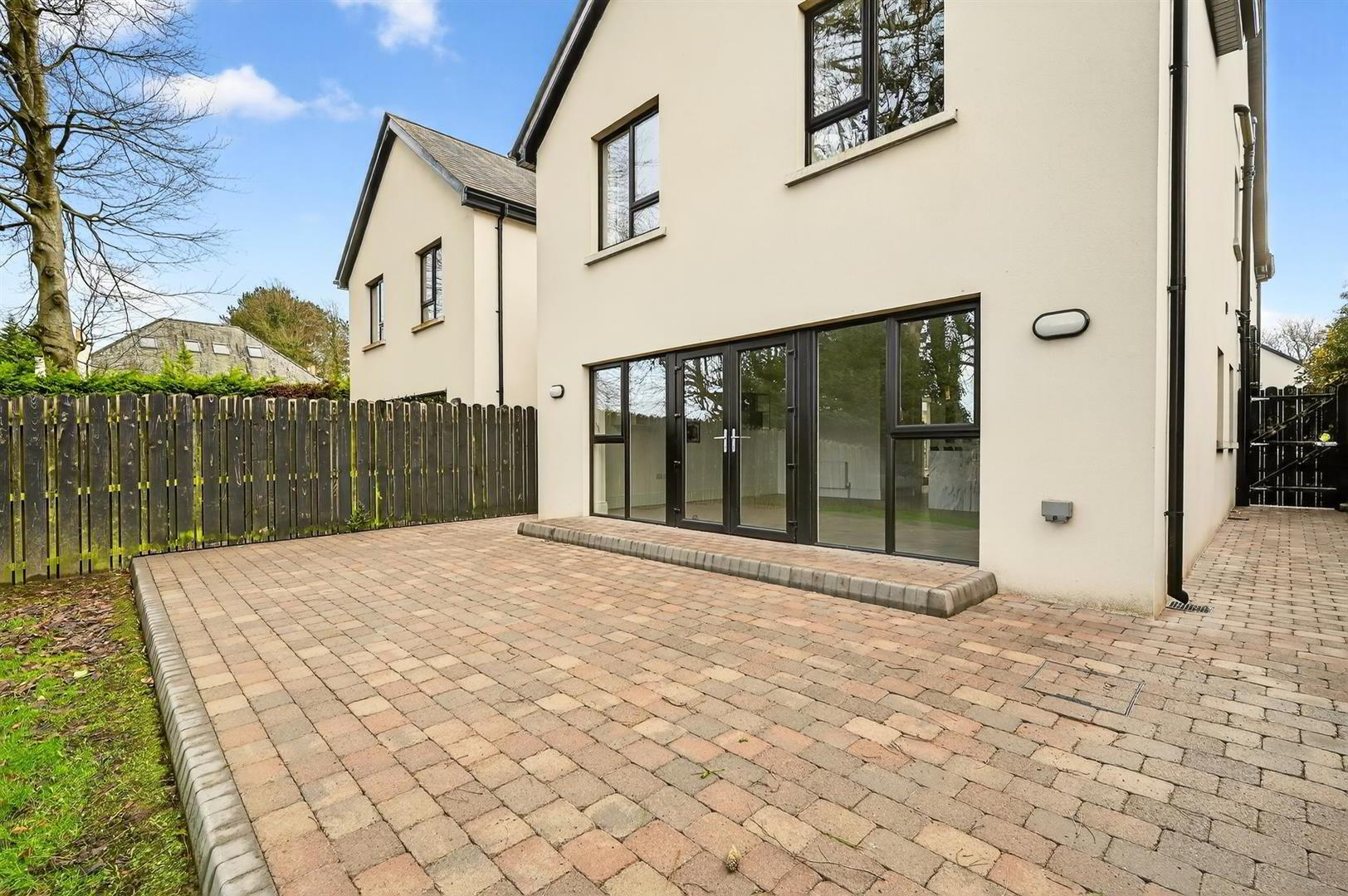 4d Newforge Lane, Belfast
