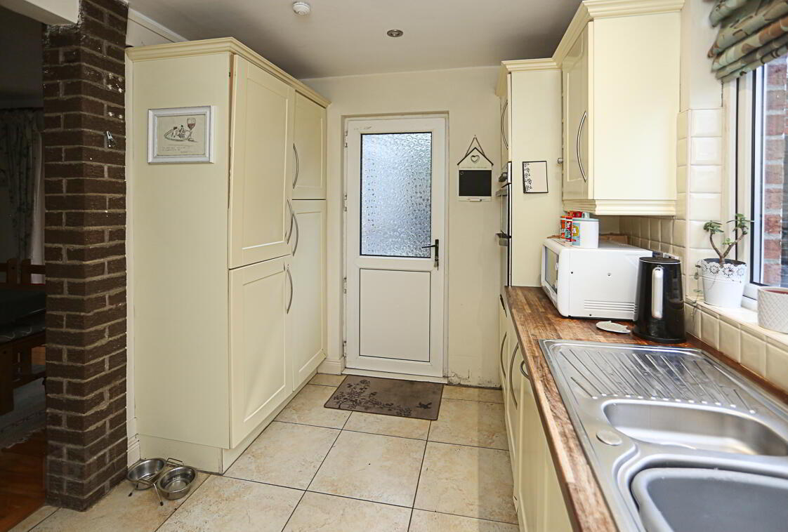 27 Birch Drive, Bangor