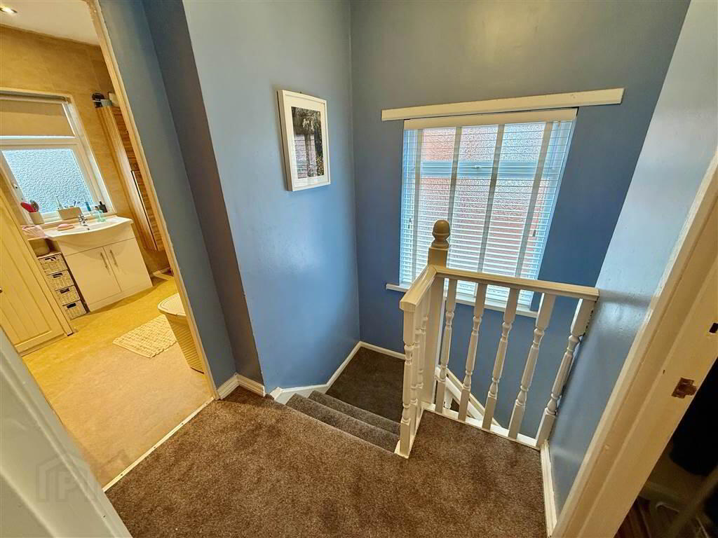 12 Merok Gardens, Cregagh, Belfast
