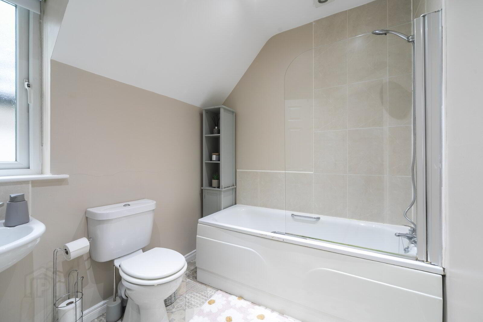 4 Barnfield Manor, Lisburn