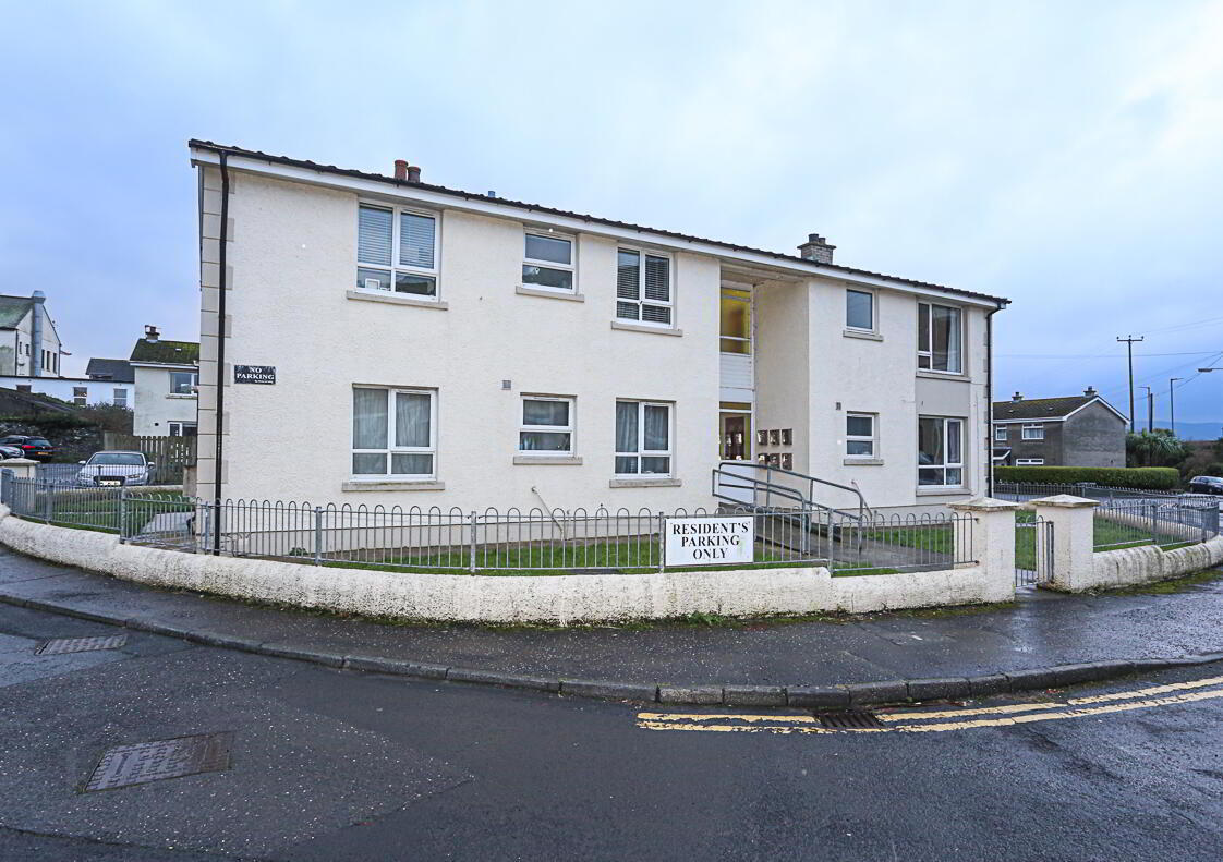 24f Strand Avenue, Holywood