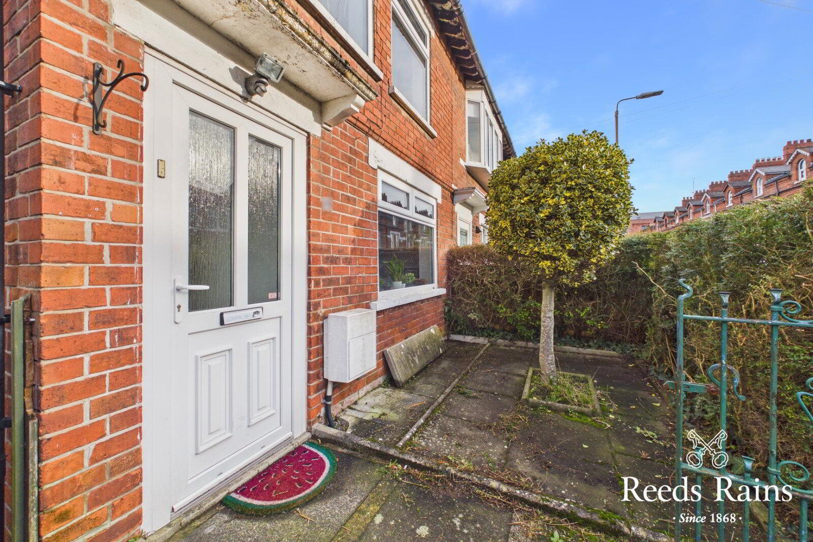 19 Whitehall Gardens, Ormeau, Belfast