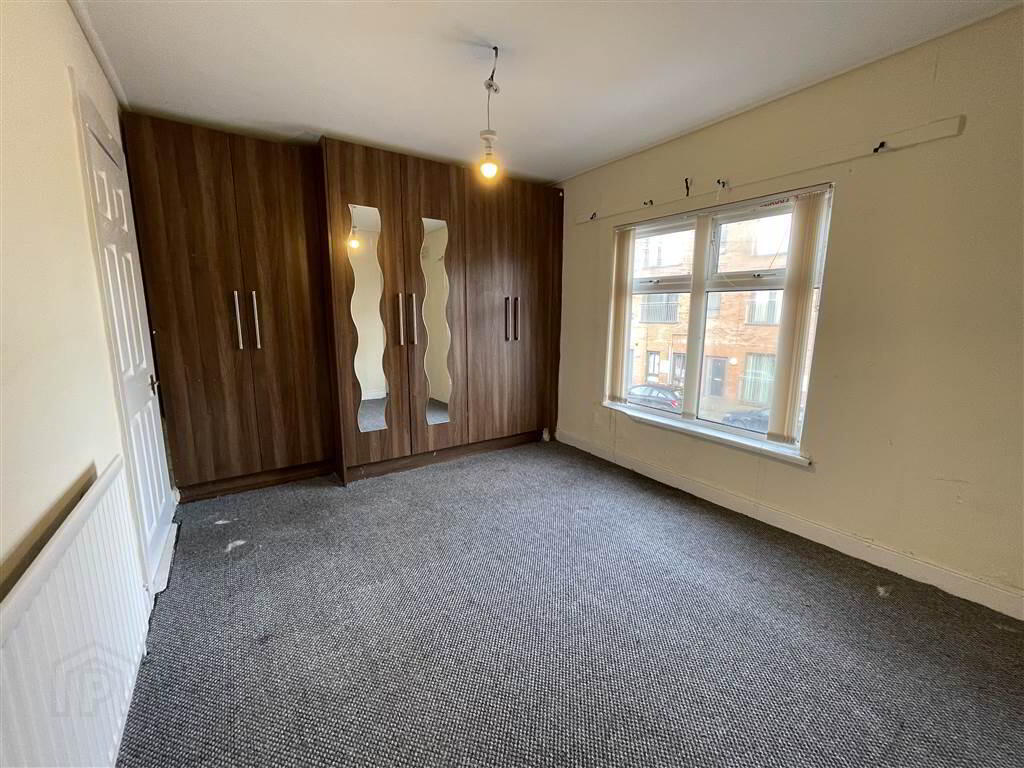 4 Beechmount Avenue, Belfast