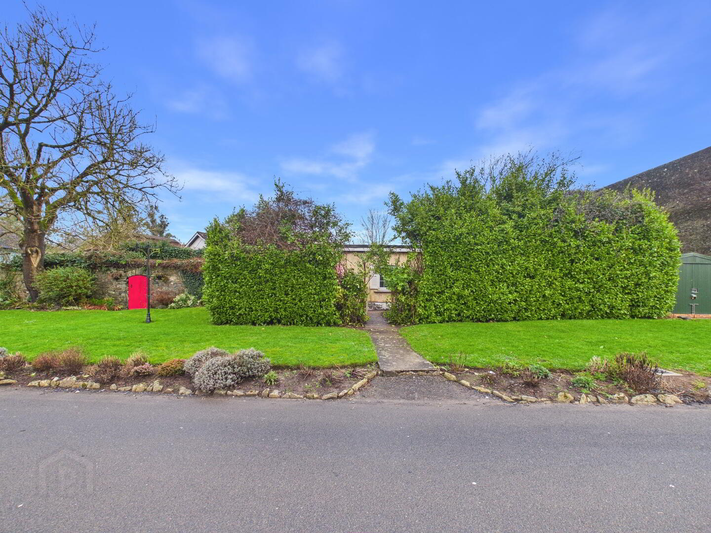 An Ros Banderg, Stradbally More, Stradbally