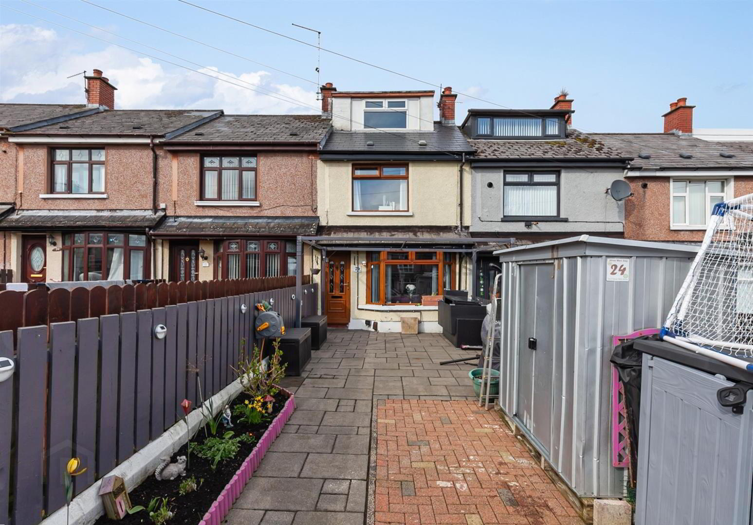 24 Strathroy Park, Belfast