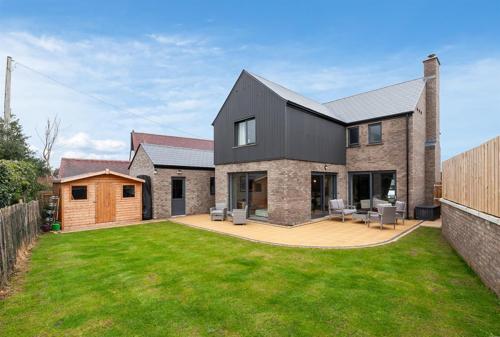 12 Dunadry Gate, Dunadry