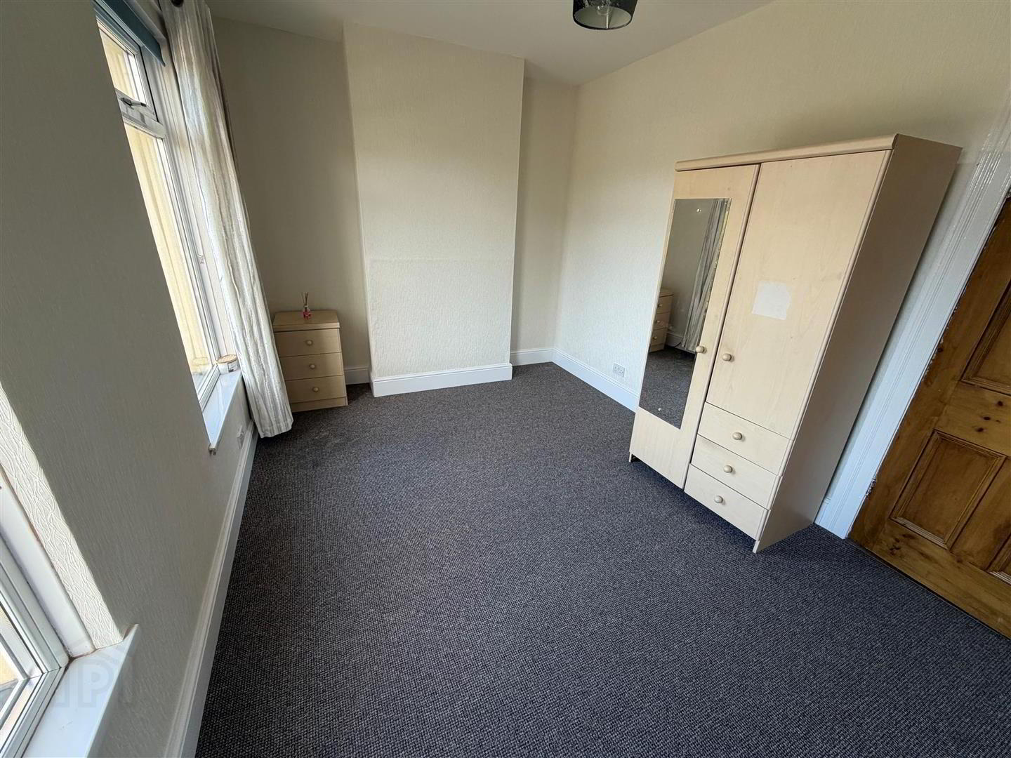 61 Castle Street, Bangor