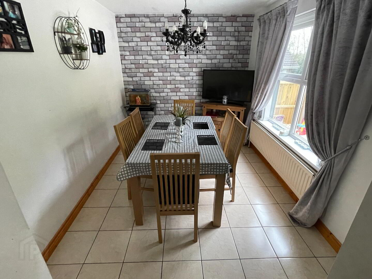 23 Windsor Terrace Coagh, Cookstown - Town And Country