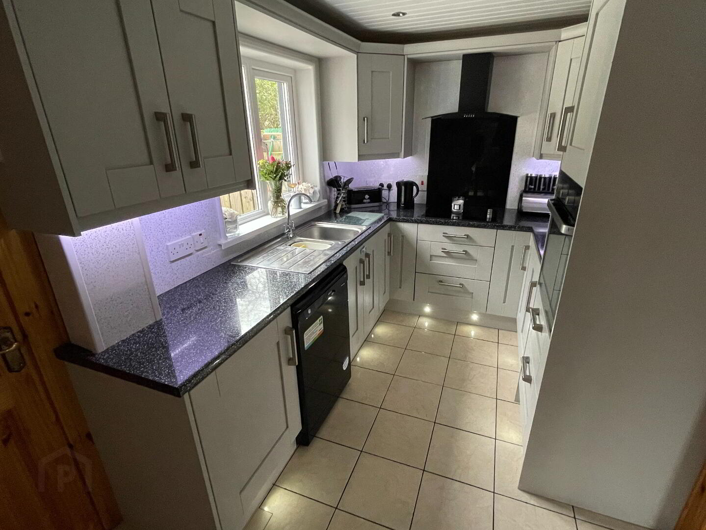 23 Windsor Terrace Coagh, Cookstown - Town And Country