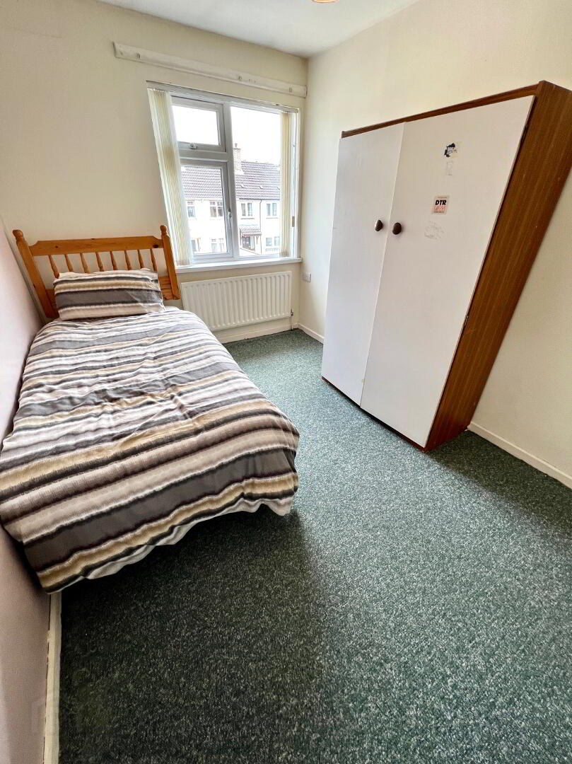 7 Moyola Drive Shantallow, Derry