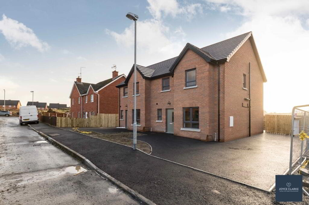 Ashton Hall, Portadown